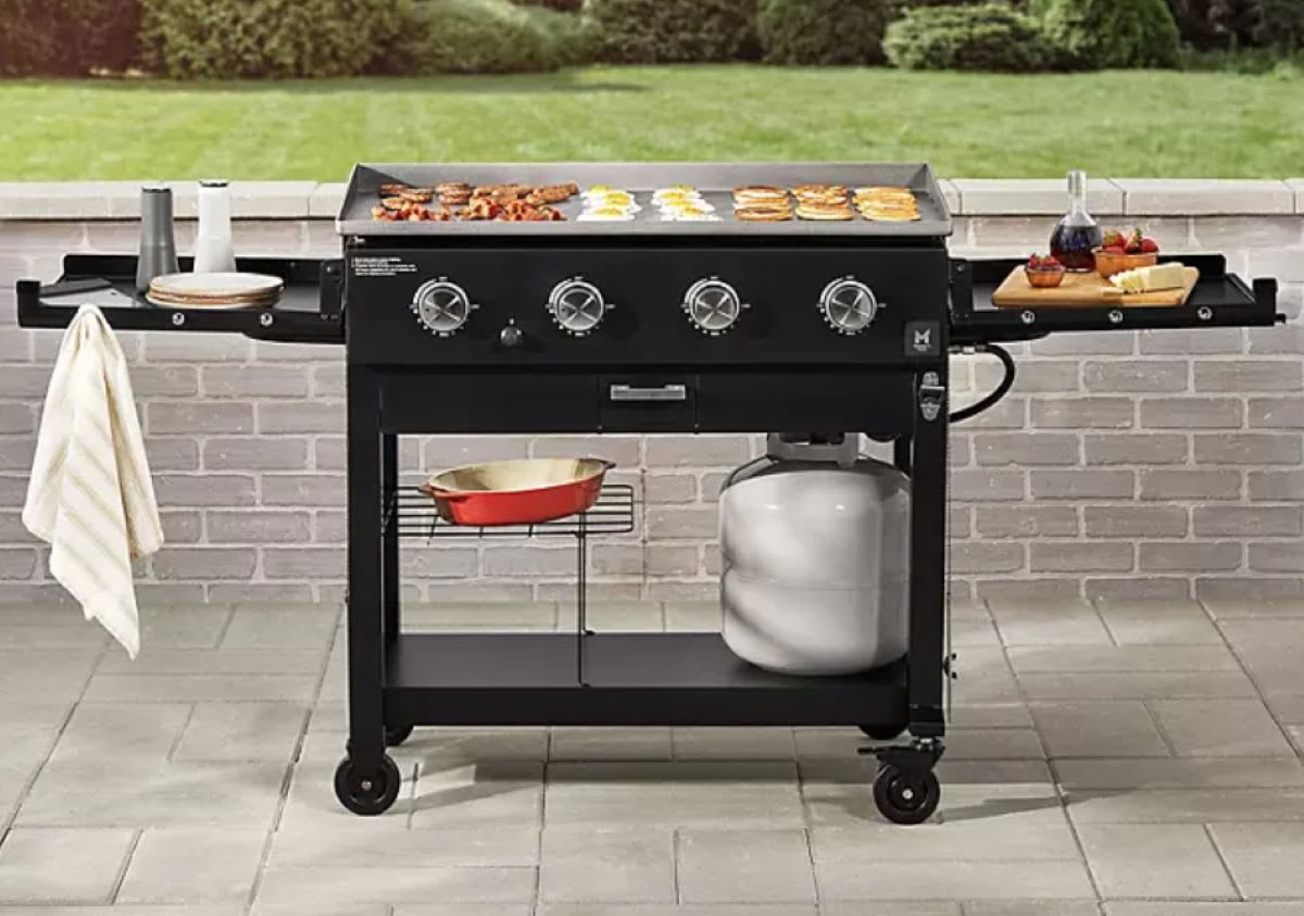 Sam's Club Has a Gas Griddle That Beats Blackstone - Men's Journal