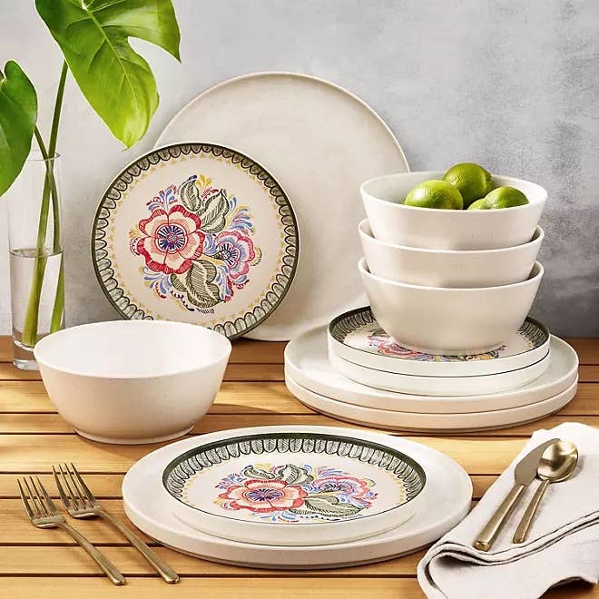 Sam’s Club Selling an 'Unbreakable' Outdoor Dinnerware Set - Men's Journal
