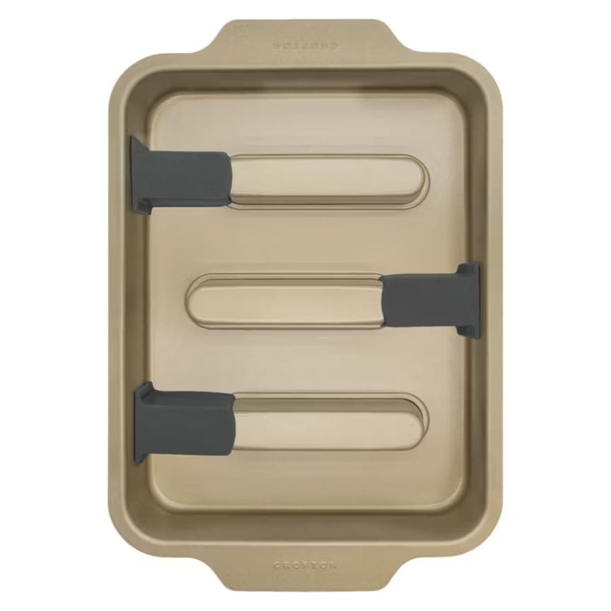 Aldi's Edgy New Baking Pan Is Selling For Only $7 - Men's Journal