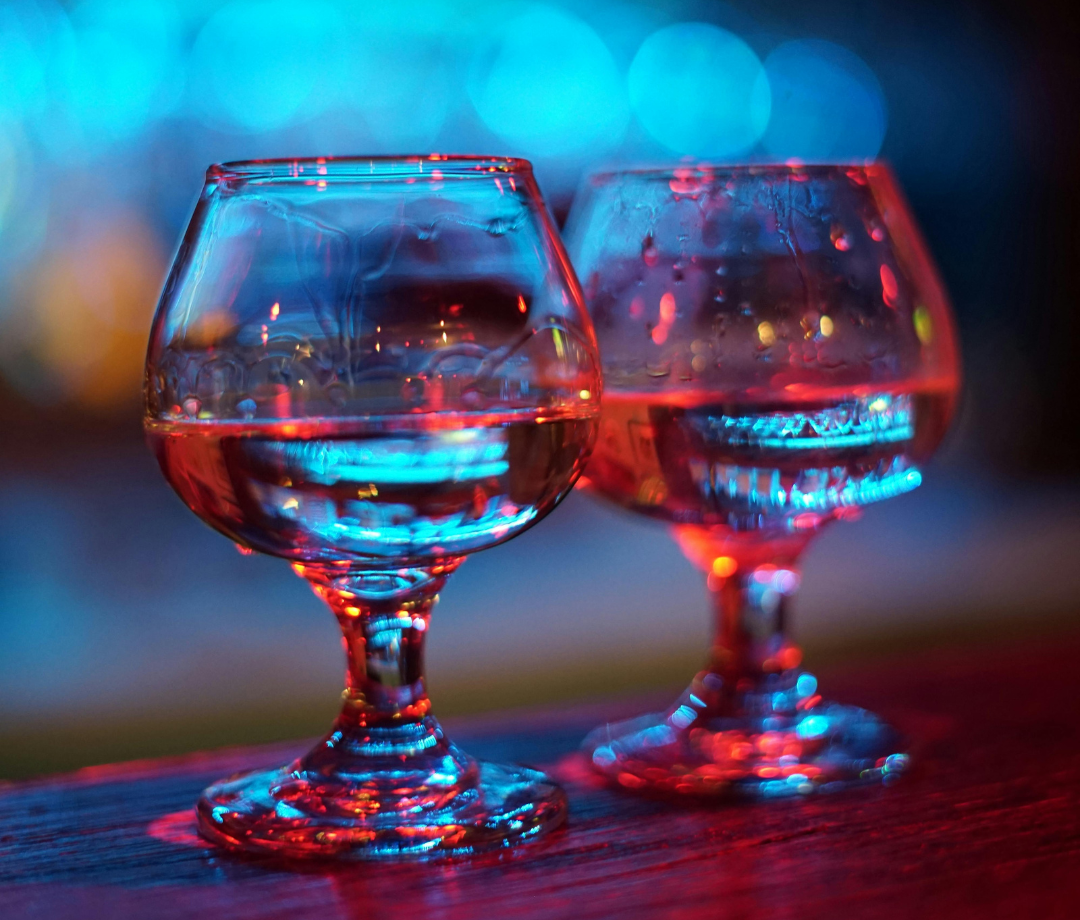 How to Drink Brandy: Experts Share Their Best Tips - Men's Journal