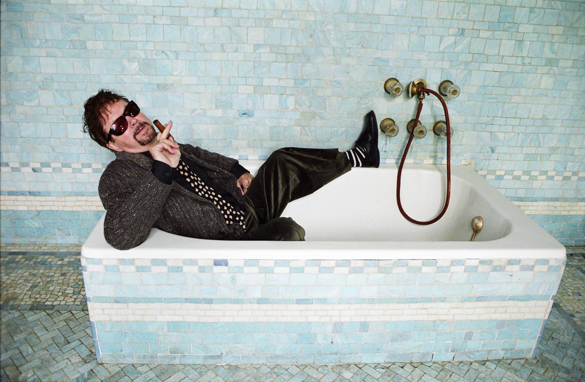 Tom Robbins Dead at 92: How The Doors Inspired His Books - Men's Journal