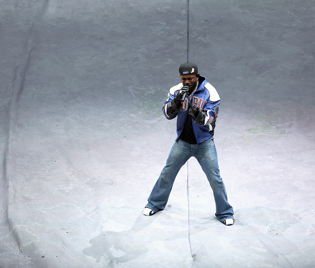 Kendrick Lamar Proved Big Jeans Are Back - Men's Journal