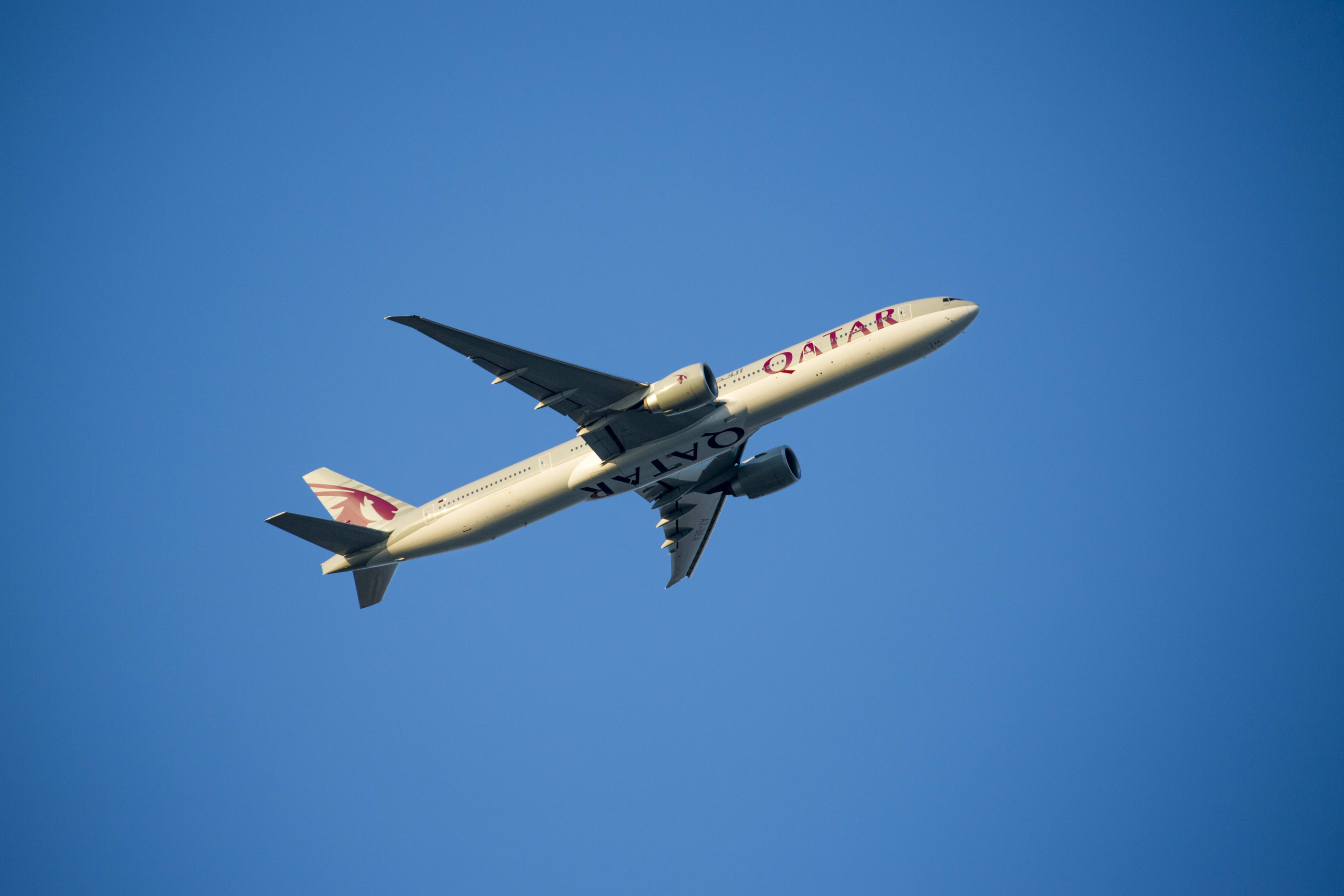 The World's 10 Best Airlines, According to New Rankings - Men's Journal