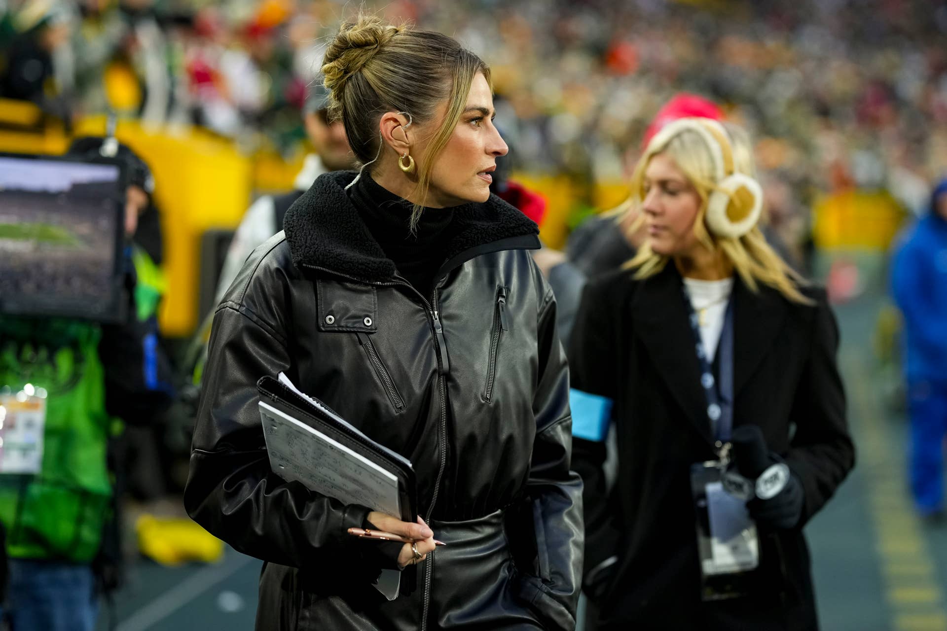 Erin Andrews Turns Heads With High School Cheerleading Photo - Men's ...