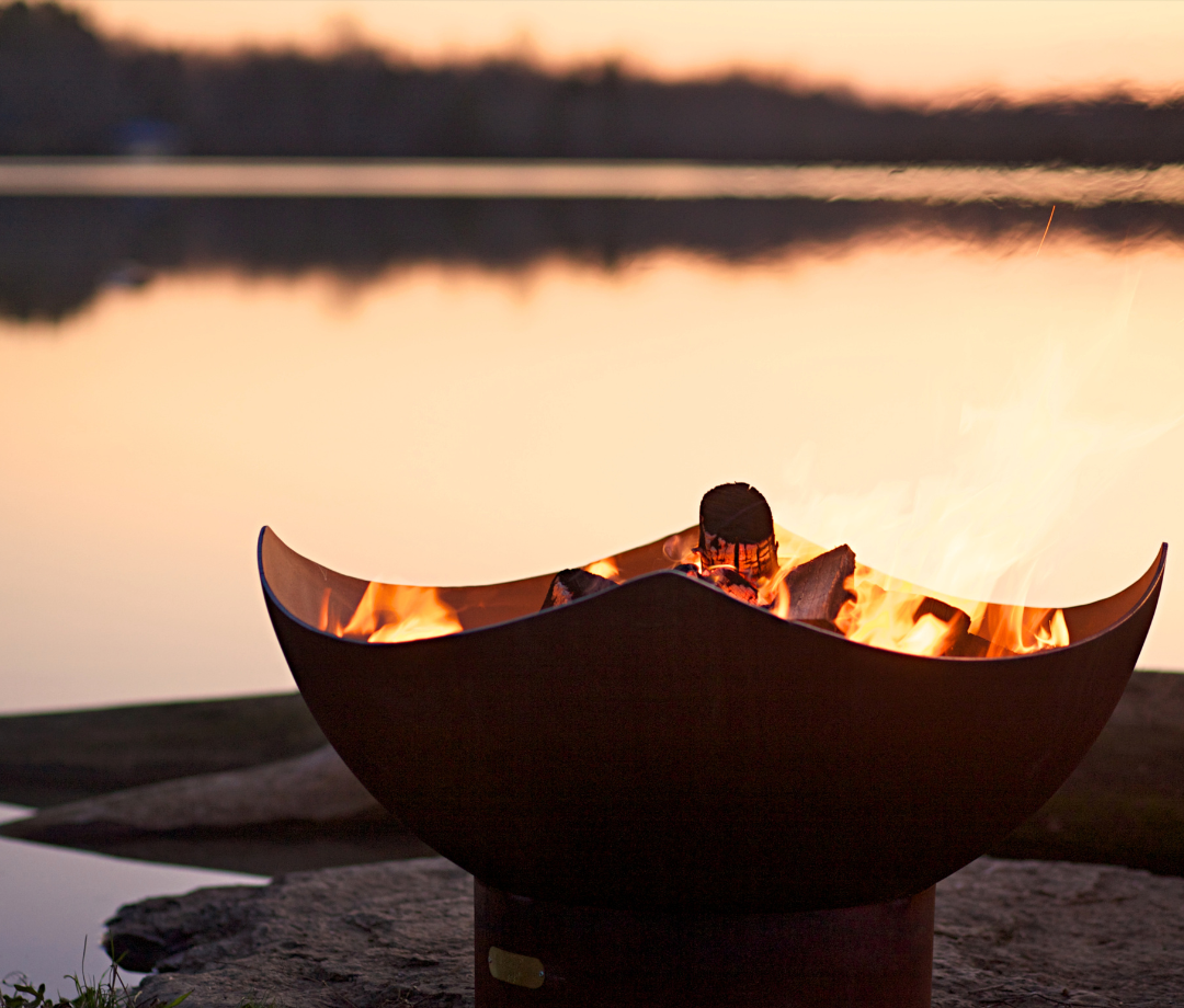 Backyard Fire Pit Ideas and Landscaping Design Inspiration - Men's Journal