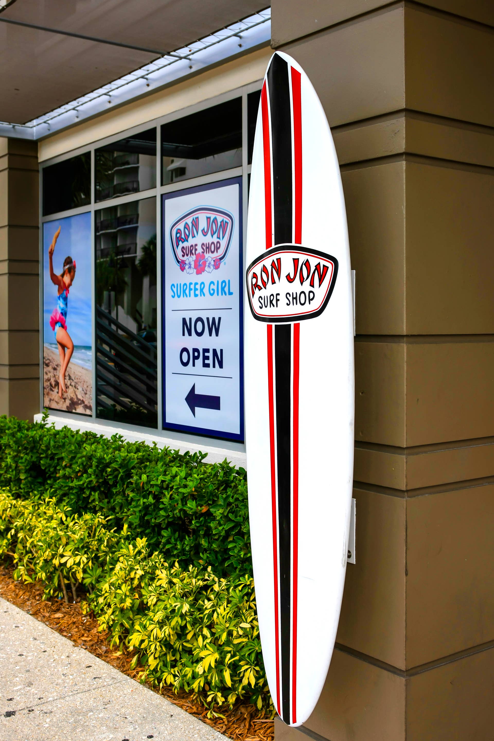 Founder of Iconic Surf Shop Chain Dead at 88 - Men's Journal