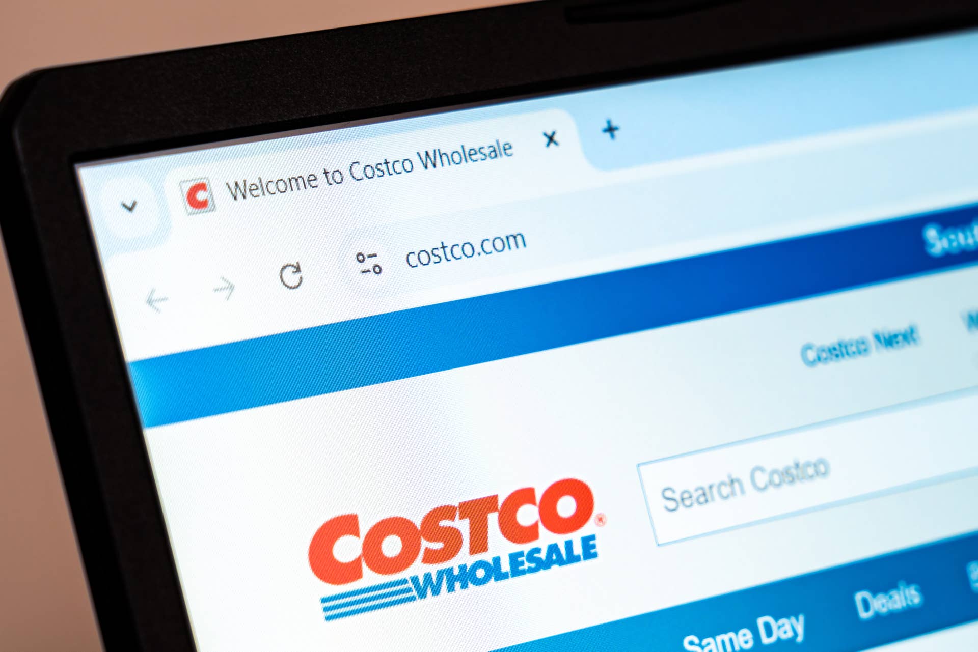 Costco launches $349.99 deal on Phantom A10 Smart Electric Scooter ...