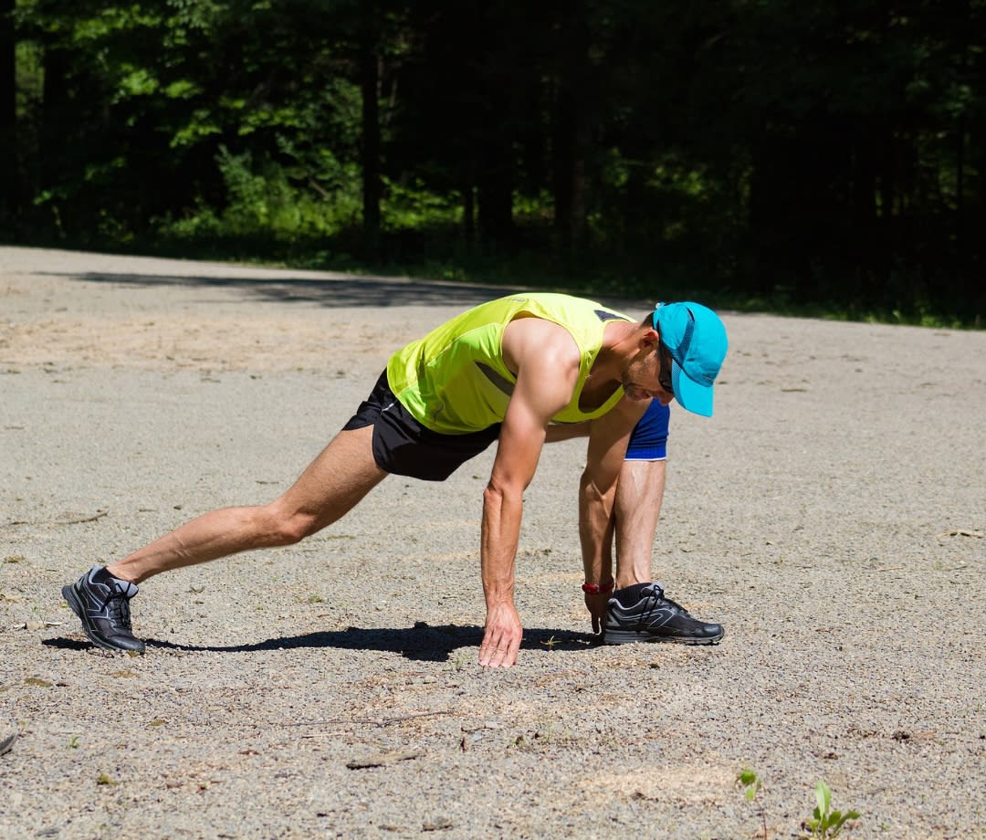 The Best 7 Leg Stretches to Loosen Tight Muscles - Men's Journal