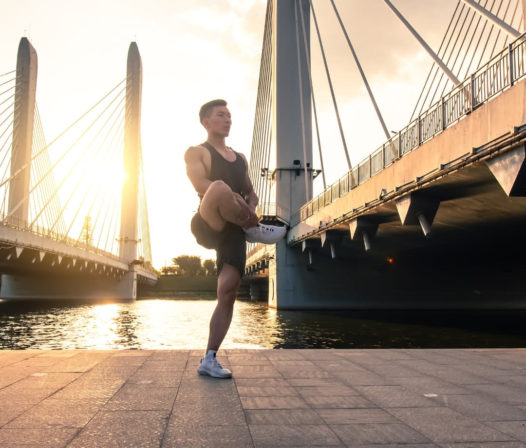 The Best 7 Leg Stretches to Loosen Tight Muscles - Men's Journal