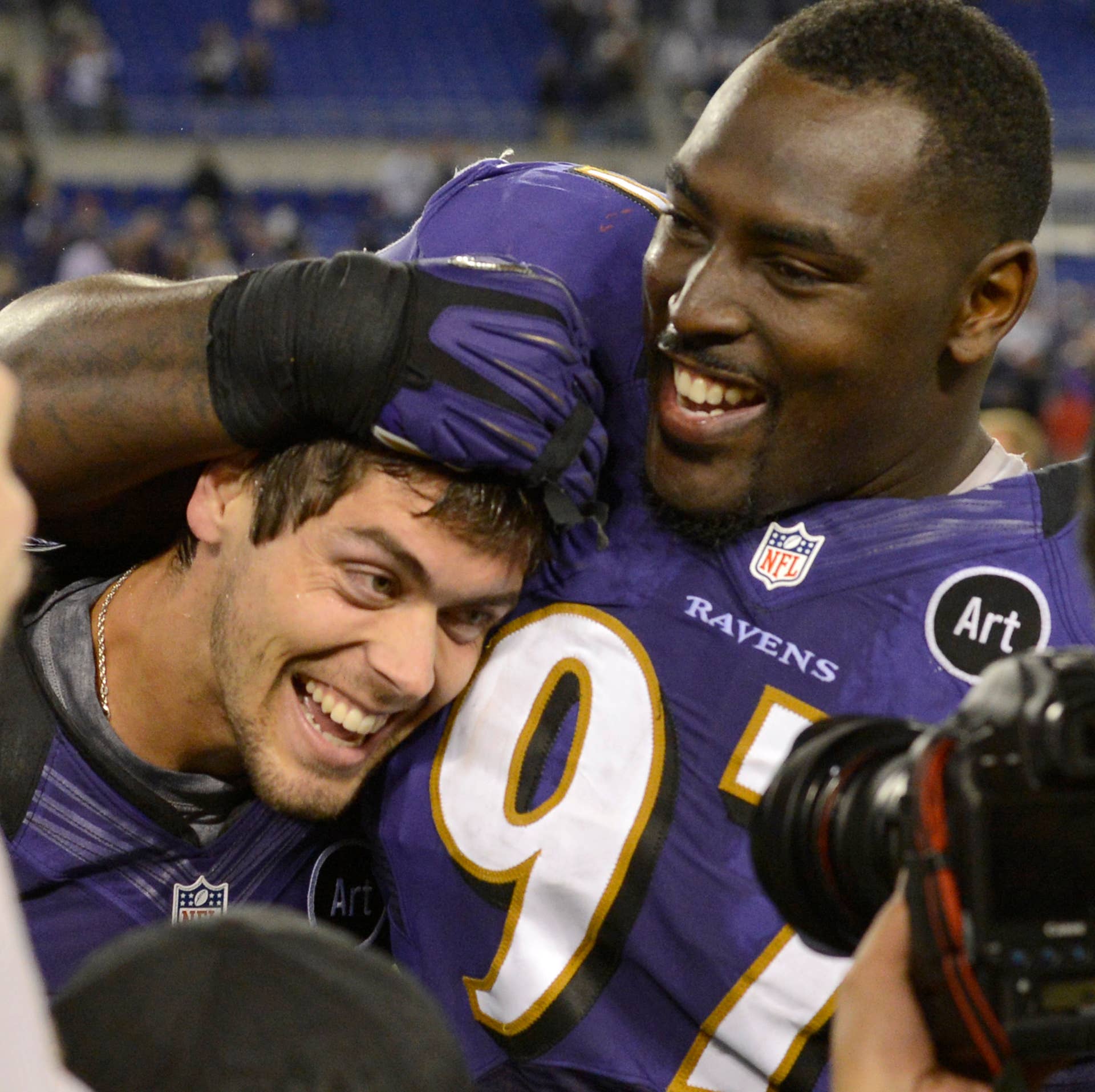 Arthur Jones, Super Bowl Champion with Baltimore Ravens, Dead at 39 ...
