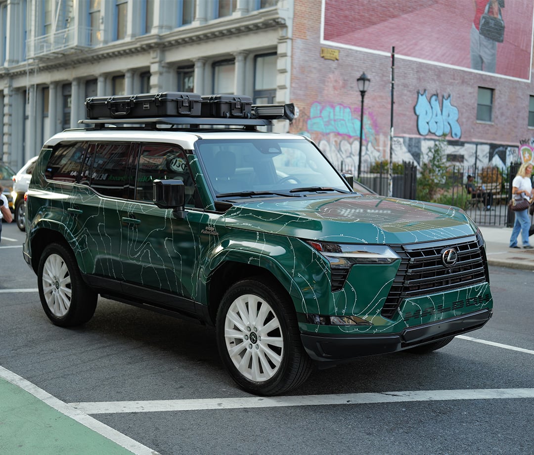 Leica Q3 43 Review: Sharp, Pricey, and Powerful - Men's Journal