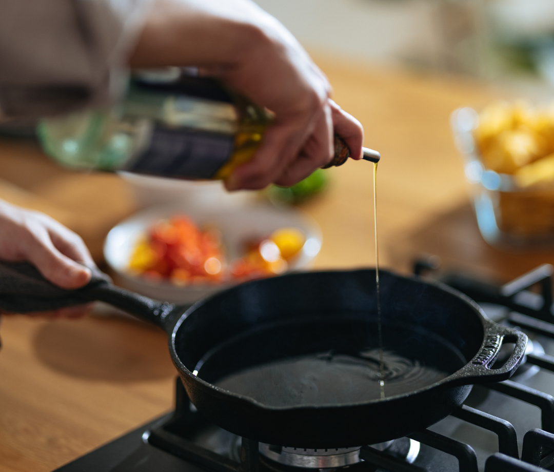 How to Restore Rusty Cast Iron, According to Experts - Men's Journal