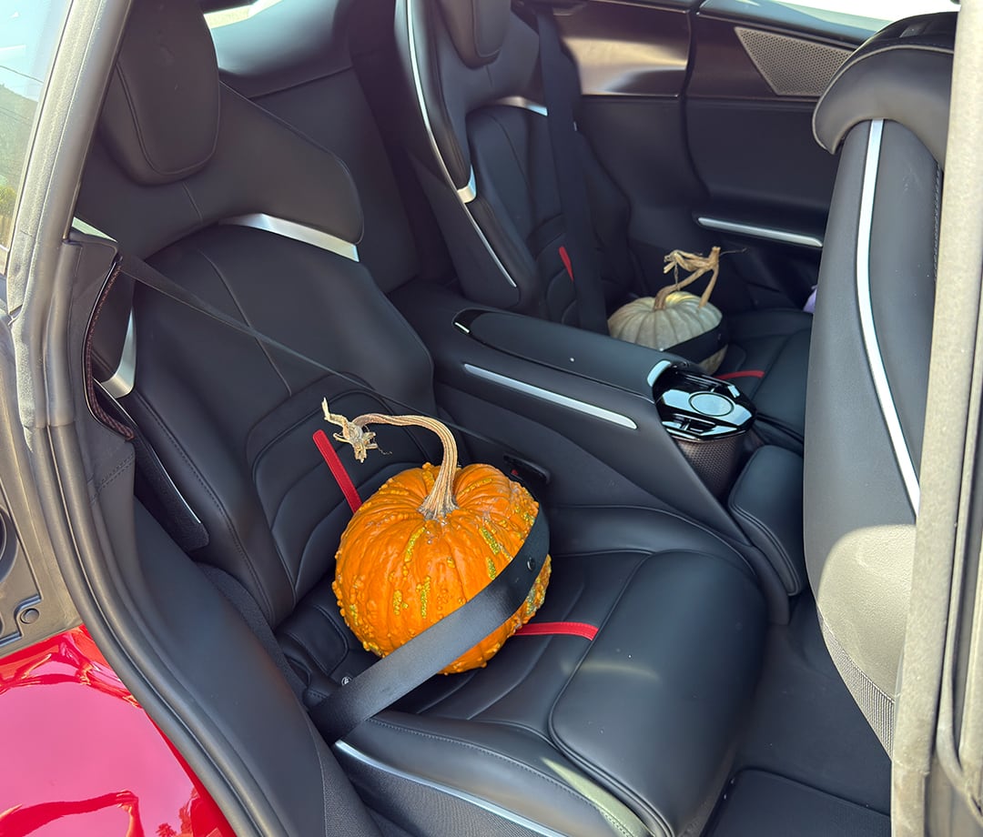 Ferrari Purosangue Review: 700-Mile Road Trip Experience - Men's Journal