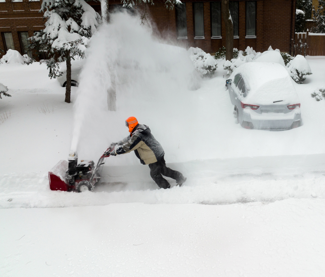 Single-Stage vs Two-Stage Snow Blowers: Pros, Cons Explained - Men's ...