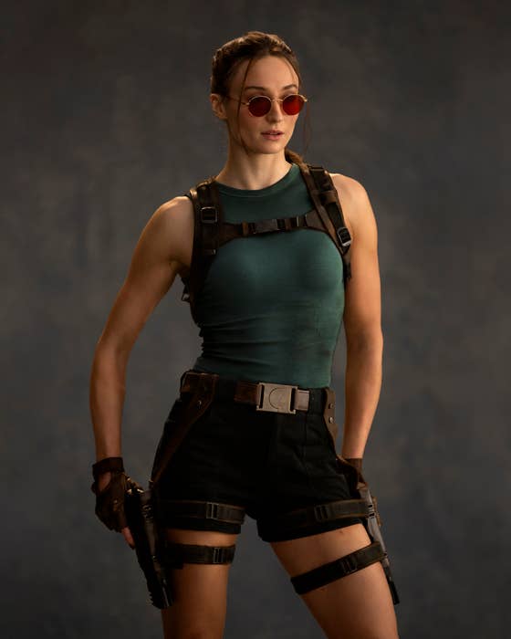 Sophie Turner’s Lara Croft Revealed in 'Tomb Raider' After Backlash ...