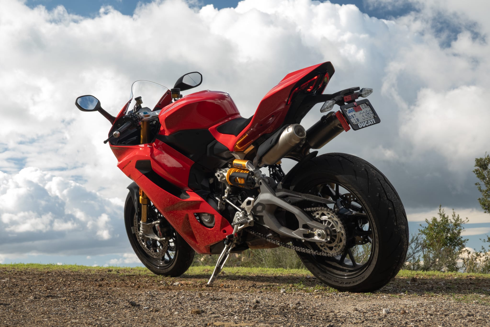 Ducati Panigale V2 Review: Why Less Power Feels Faster - Men's Journal