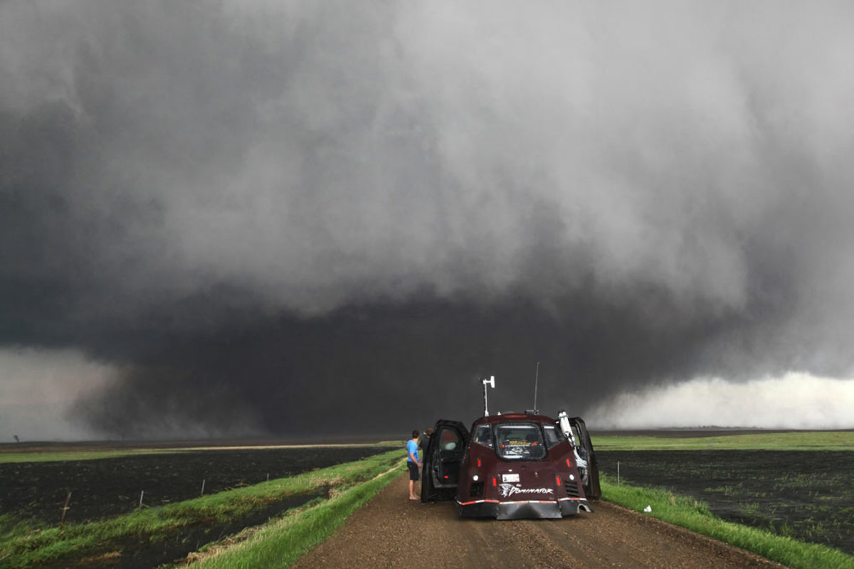 Go into the storm with tornado chaser Reed Timmer - Men's Journal Go into the storm with tornado chaser Reed Timmer - Men's Journal