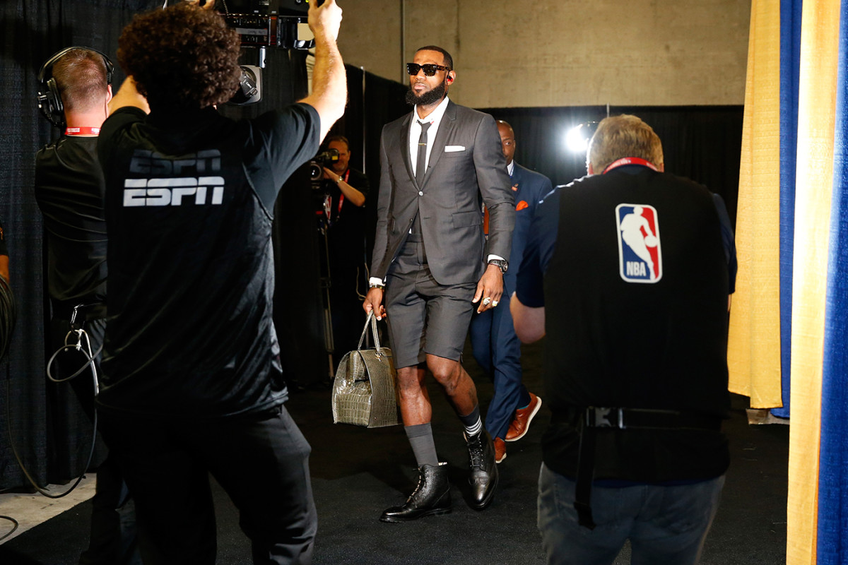 LeBron James's Short Suit From Thom Browne, Explained