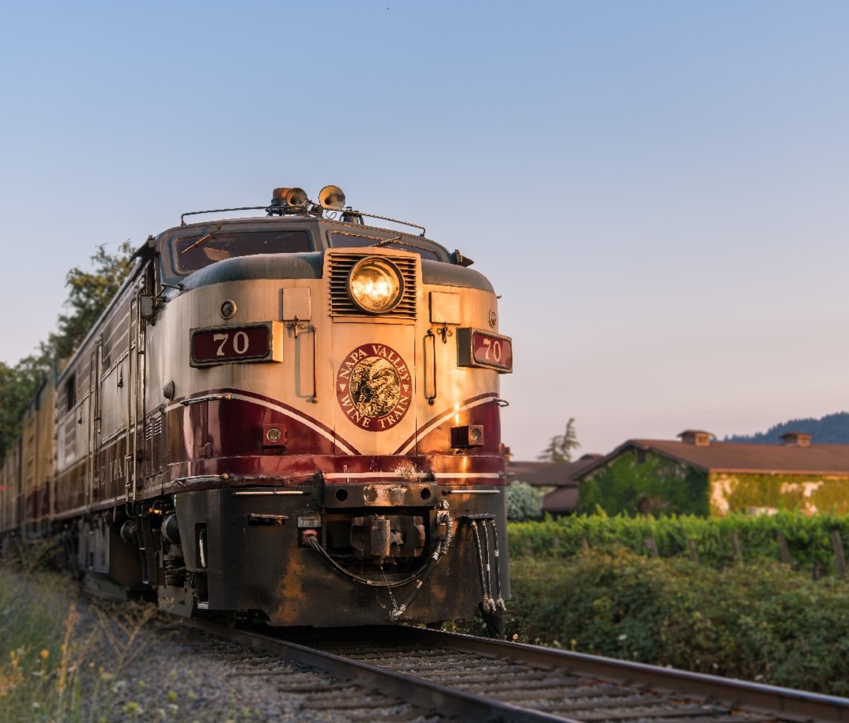 Best Boozy Train Rides for Wine and Spirits Lovers | Men's Journal