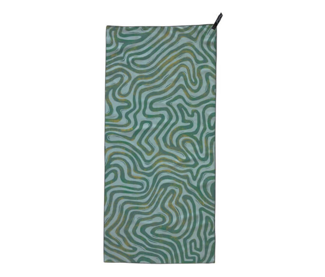 Best Camping Towels for All Your Outdoor Adventures | Men's Journal