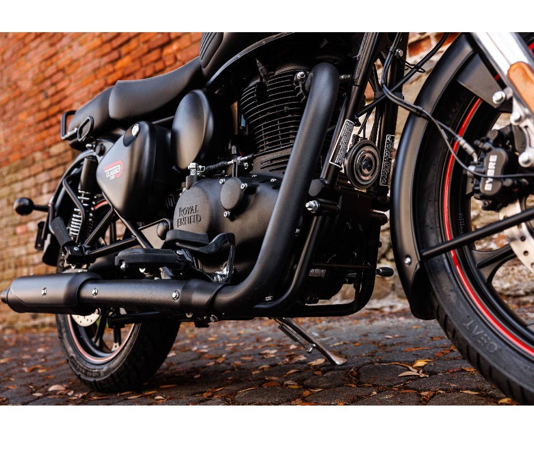 Review: Test Riding Royal Enfield Classic 350 | Men’s Journal